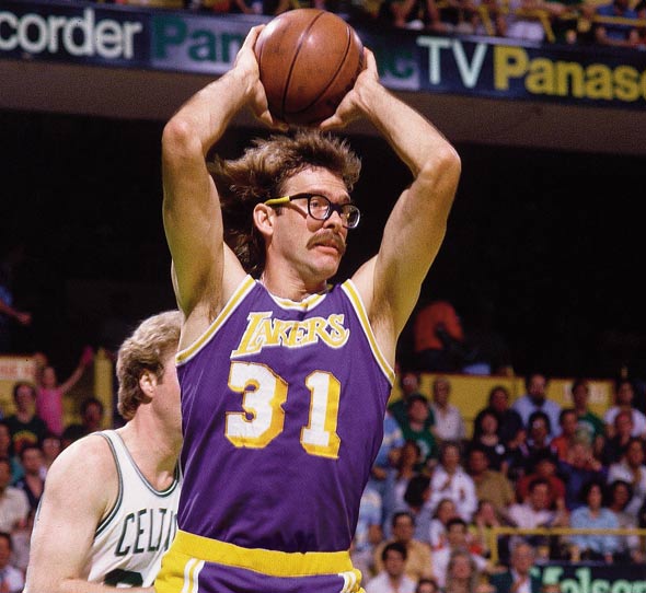 BALONCESTO HISTORIA DE LOS MEJORES: Kurt Rambis; "Rambo"