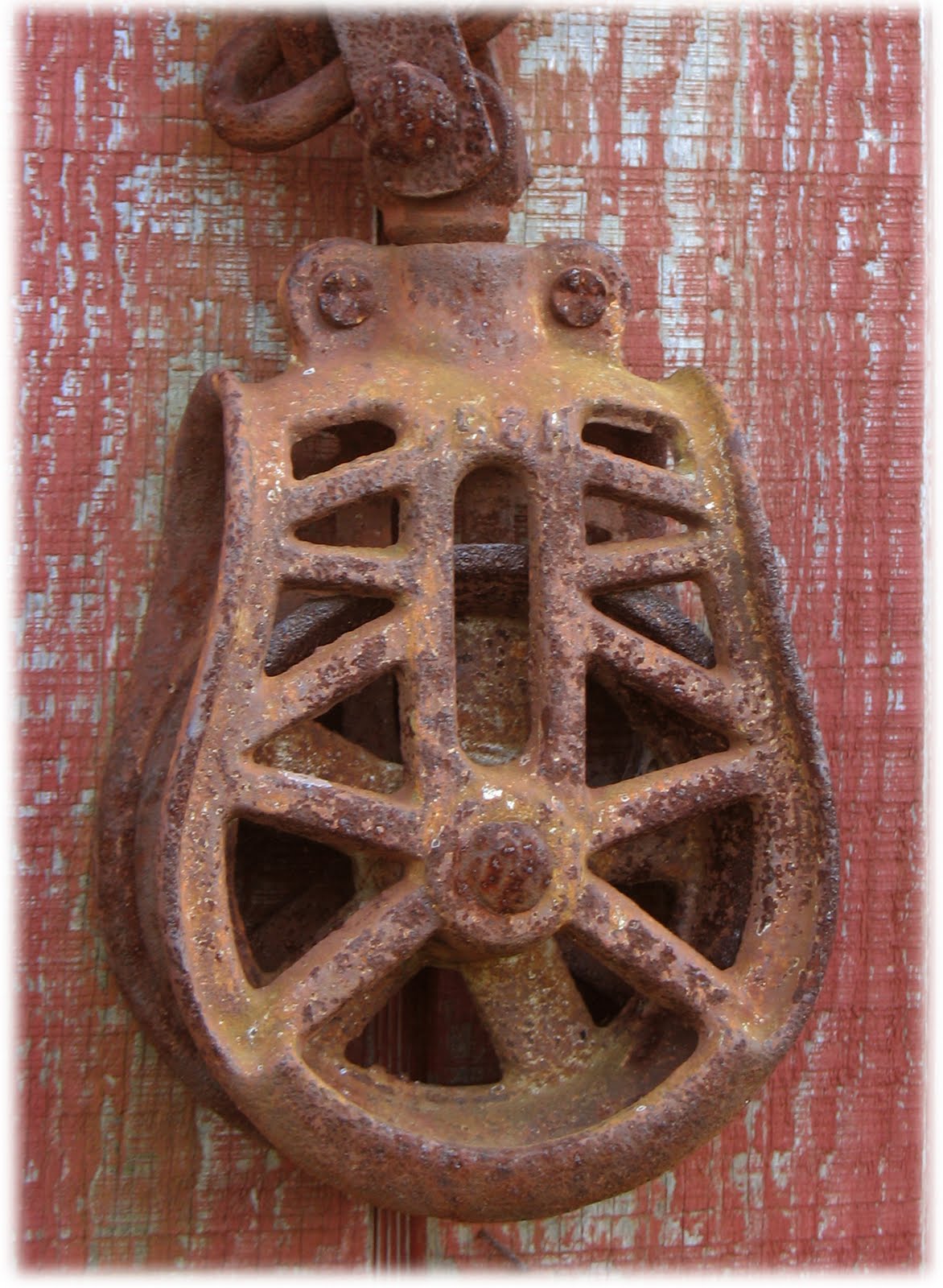 Trinket's Vintage Treasures: ~More Rusty Stuff~