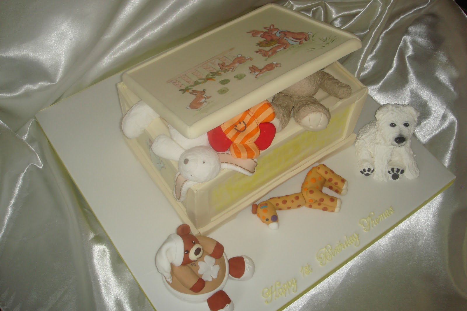 Boo Lee Scrumptious Bespoke Cake Design: Cake Designs