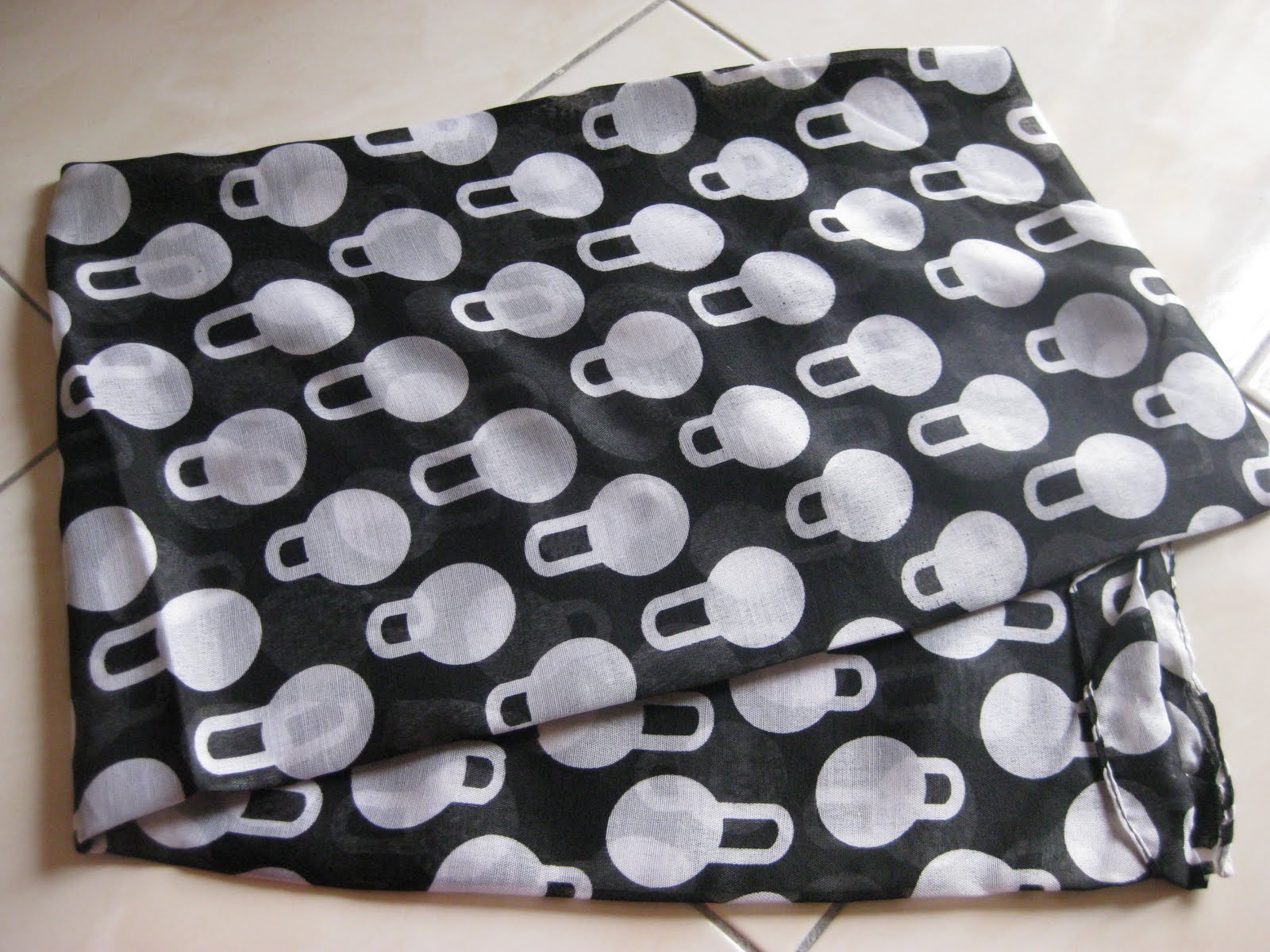 ~Be Elegant~: SELENDANG COTTON RM 12