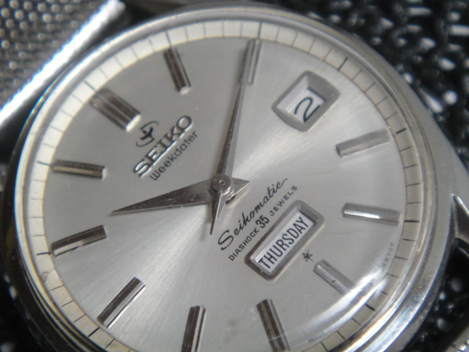 Antique Watch Bar: SEIKOMATIC DIASHOCK WEEKDATER 6218-8970 SM06 (SOLD)