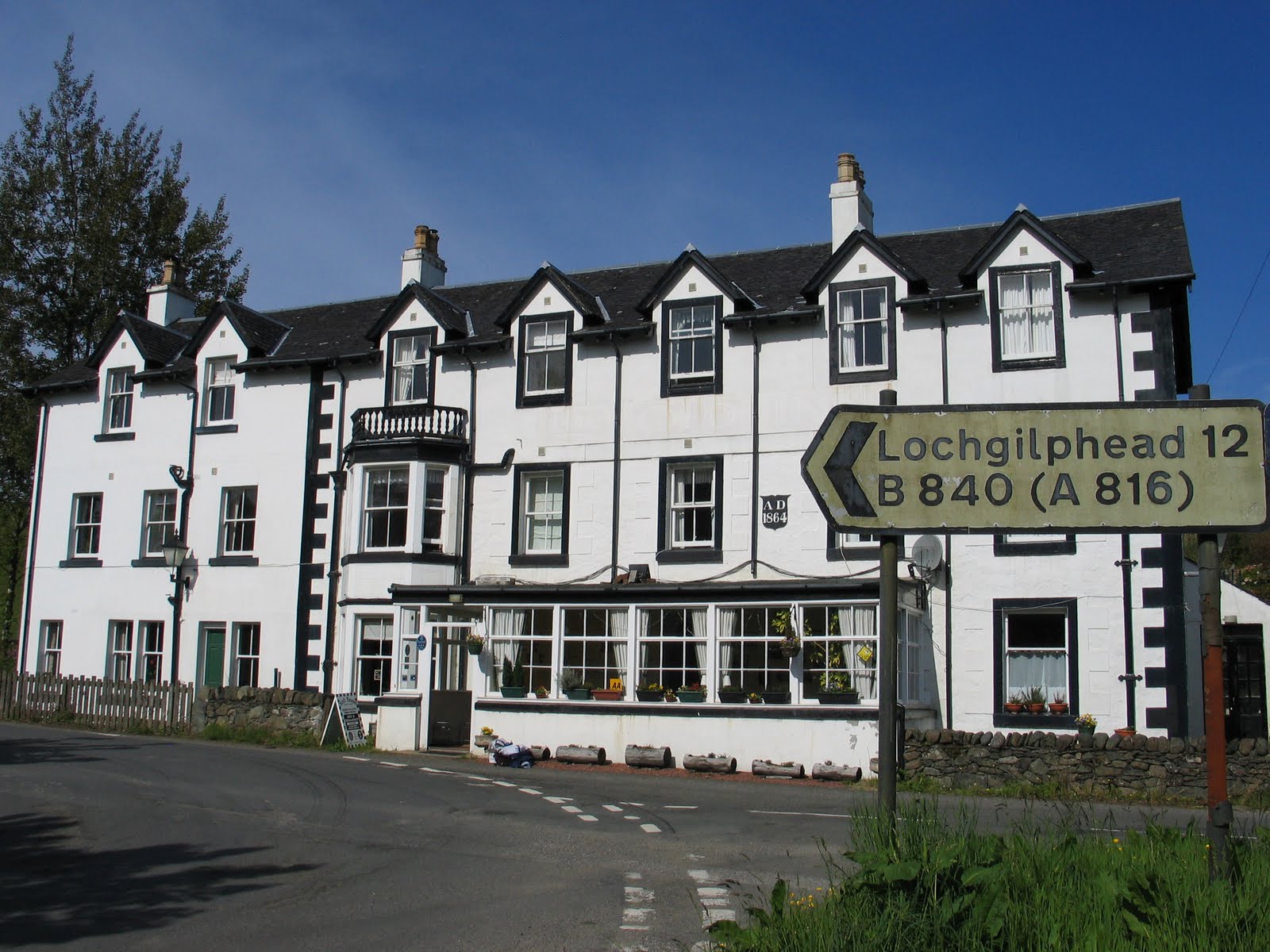 KnapdalePeople: Ford, south end of Loch Awe and a Cairn