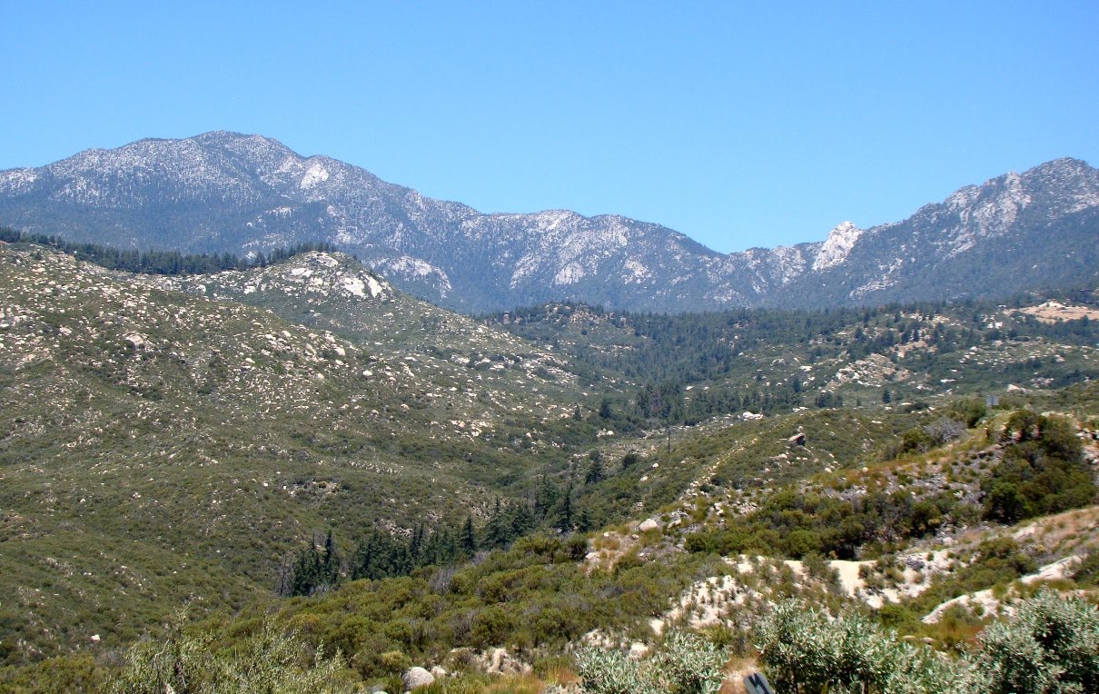 Geotripper: The Other California: When is a Peninsular Range not a ...