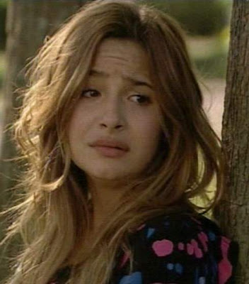 divina: BIONDA O CASTANA?