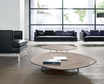 duenametsa: Adoring Pebble Table by Mikhail Belyaev