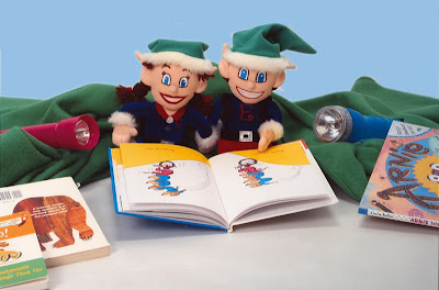 Elfing Around – A FUN Holiday Tradition & Giveaway