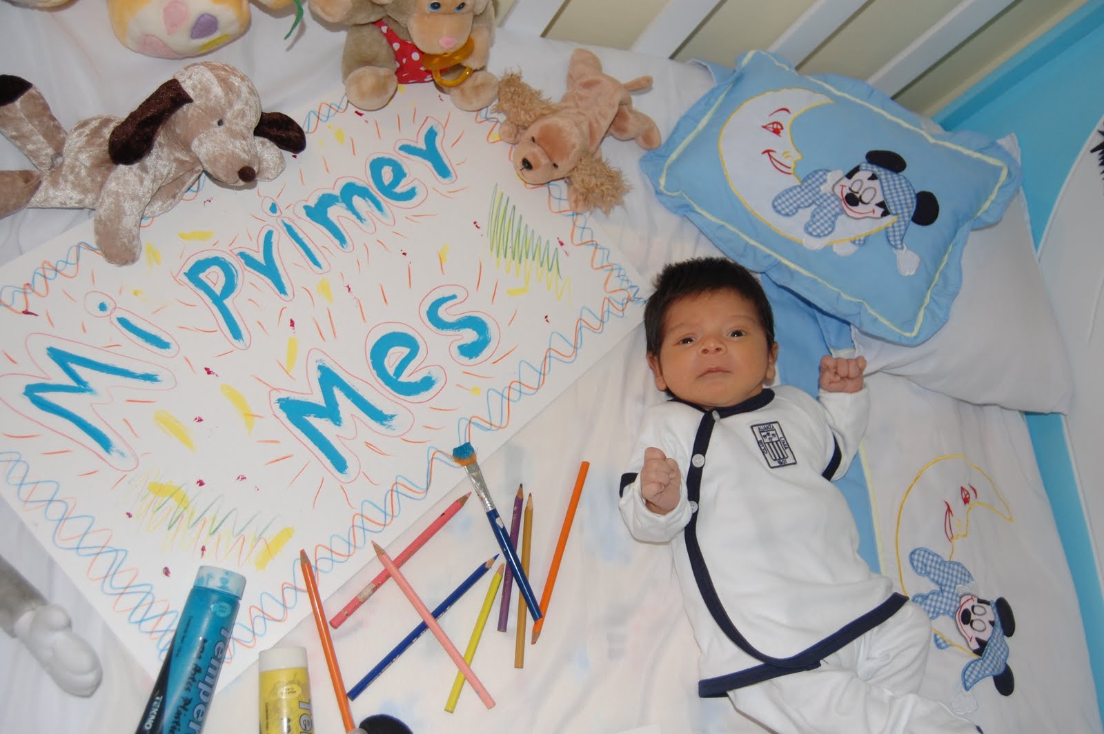 LA LUZ QUE ILUMINO NUESTROS CORAZONES: MI PRIMER MES