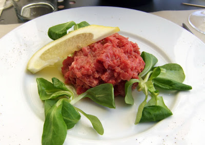 McDuff's Food & Wine Trail: Carne Cruda and Movia Puro at Enoclub in Alba