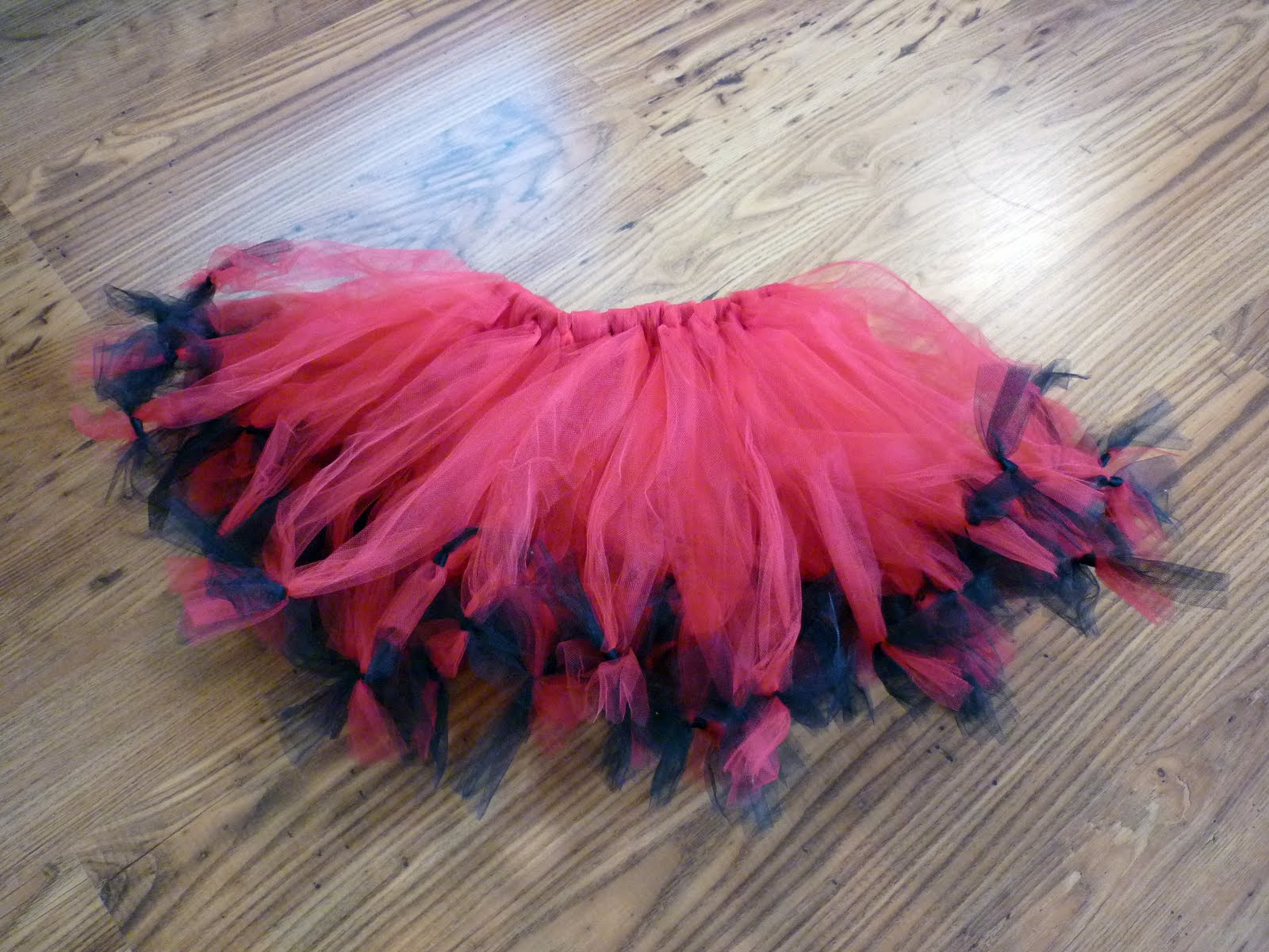 How to Make Tutus: My Latest Tutu: Red and Black Petti-Tutu