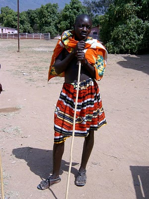 ONDJIRA SUL: Poesia de Namibiano Ferreira e Cultura Angolana.: OS ...