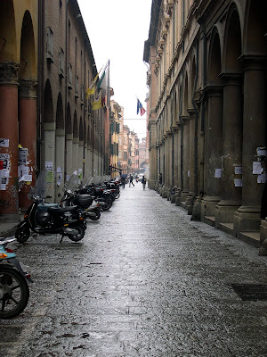BOLOGNA: ieri e oggi: via zamboni