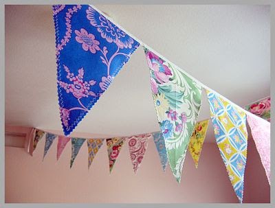 Love Project Workshop: NEW: Pretty Decor Flags