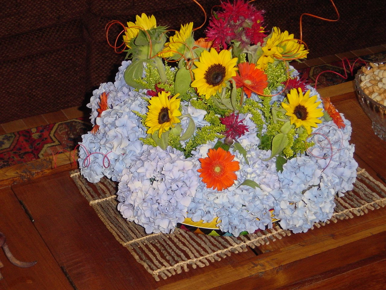 Whimsical Welcomes Floral Design: Fiesta time - Mexican themed party