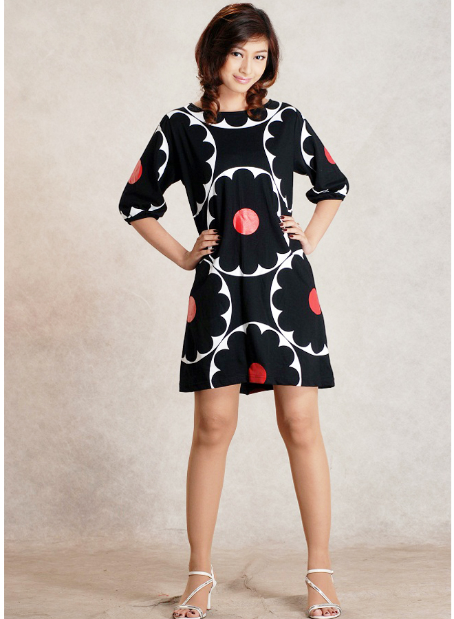 Bikini & Bra: Myanmar Beautiful Model, Su Pyae Sone Win Myint's Lovely Pose