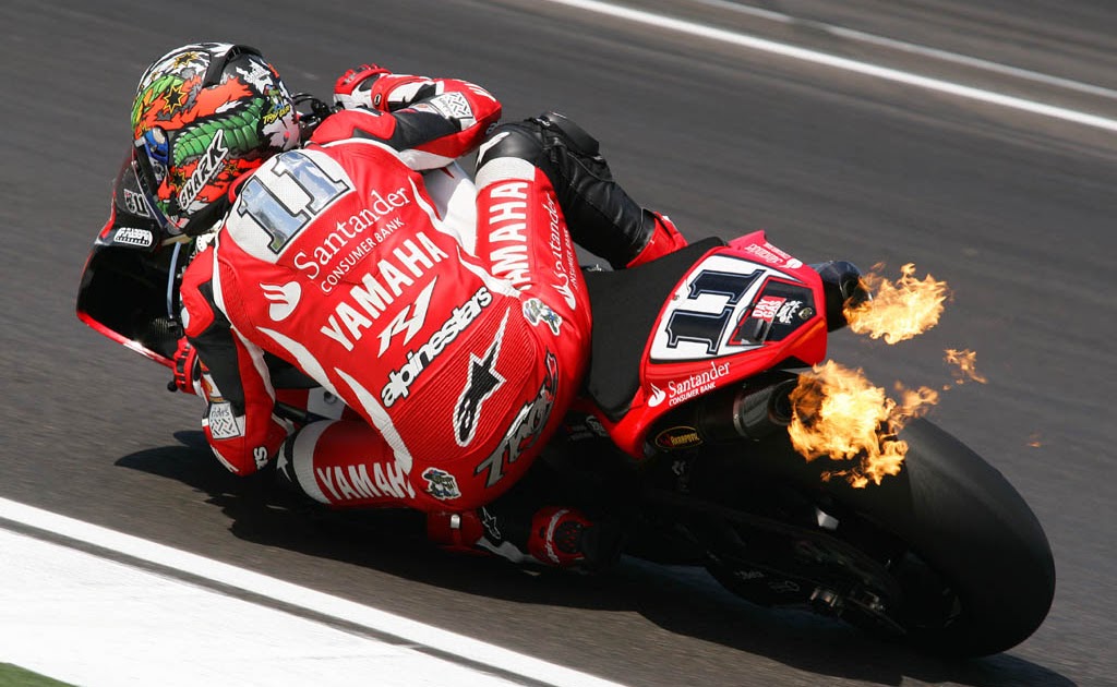 Racing Cafè: Photo #24 - Troy Corser #1