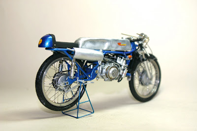 Racing Cafè: Suzuki RK67 50cc 1967-1968 by Woodbell Moto Modeling