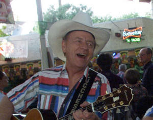 Charlie Russell: El Paso Time article