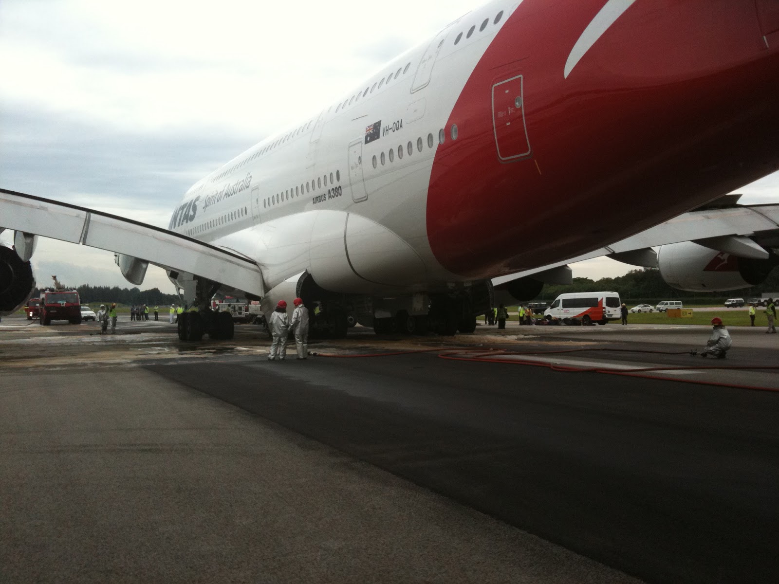 Aviation Troubleshooting: Qantas Flight QF32 - Captain David Evans ...