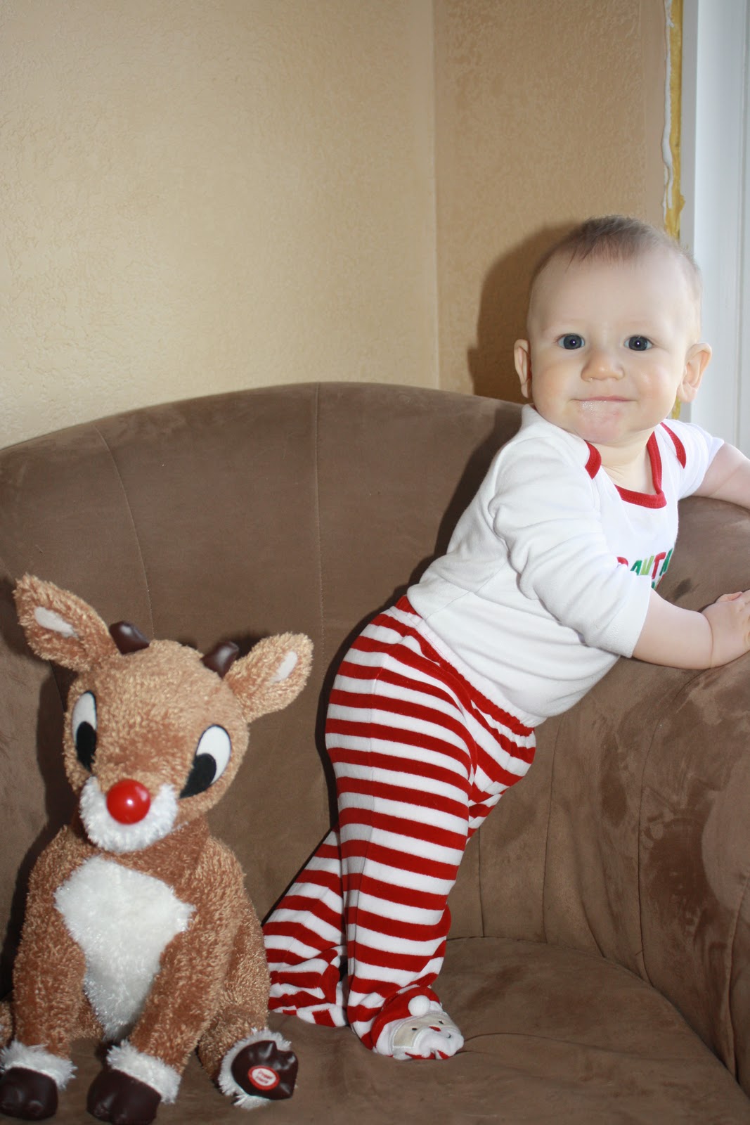 Diapers Full of Blarney: Wordless Wednesday:Fun with Rudolph