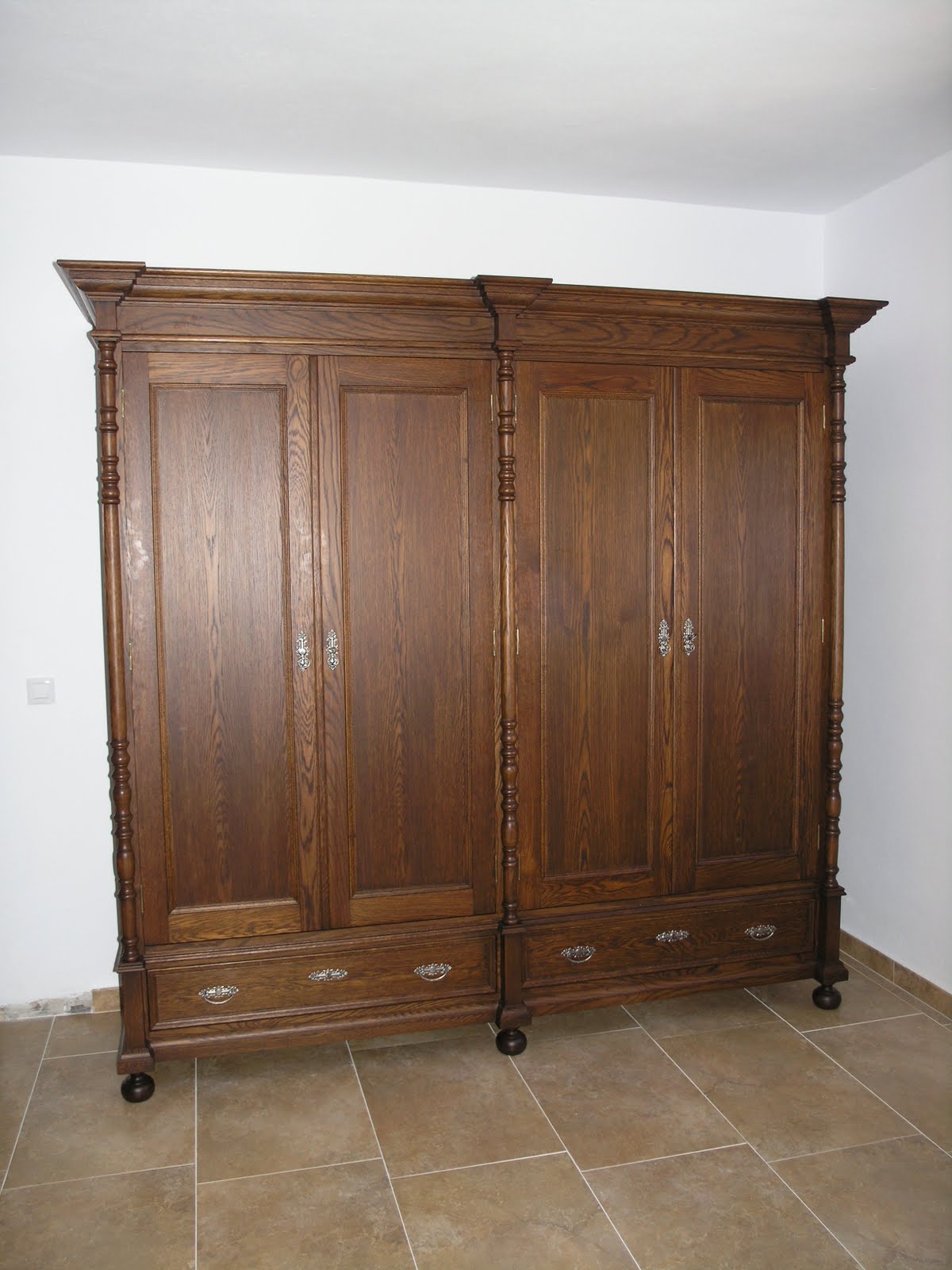 RUSTICAL - Reproducción del Mueble Antiguo: Roperos de 3 y 4 puertas