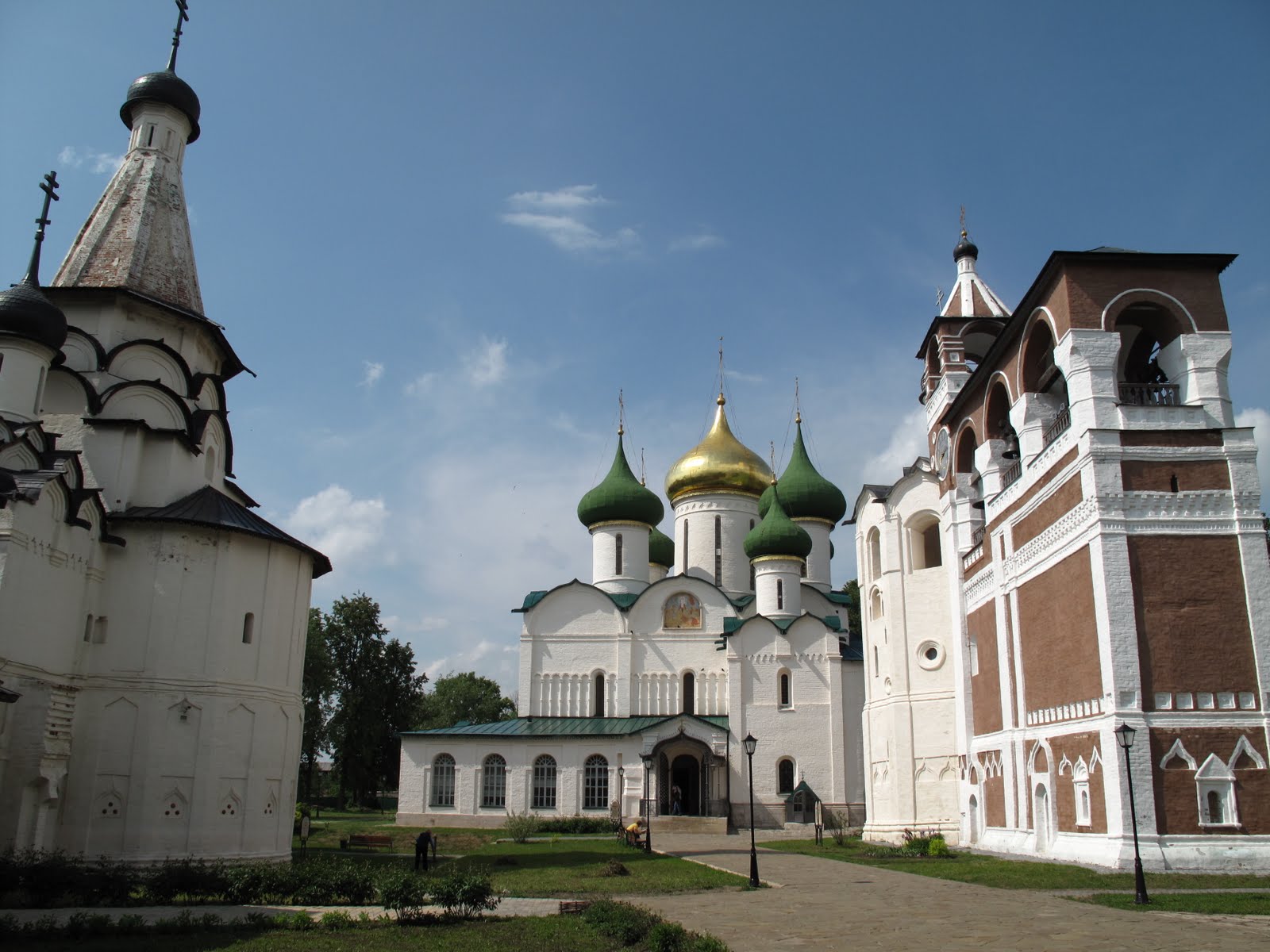 Albino & Gypsy: Spasiba Russia