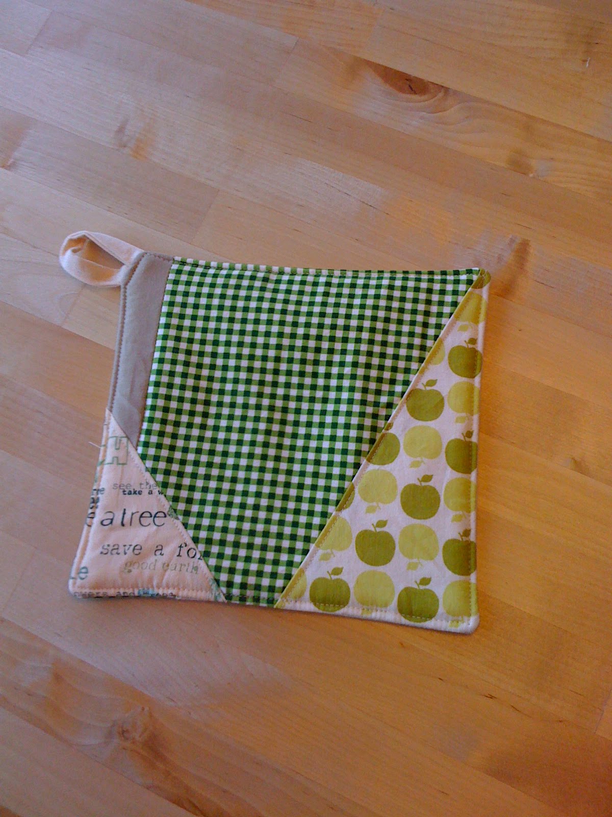 Created by Emiko: Pot Holder made from scrap fabric