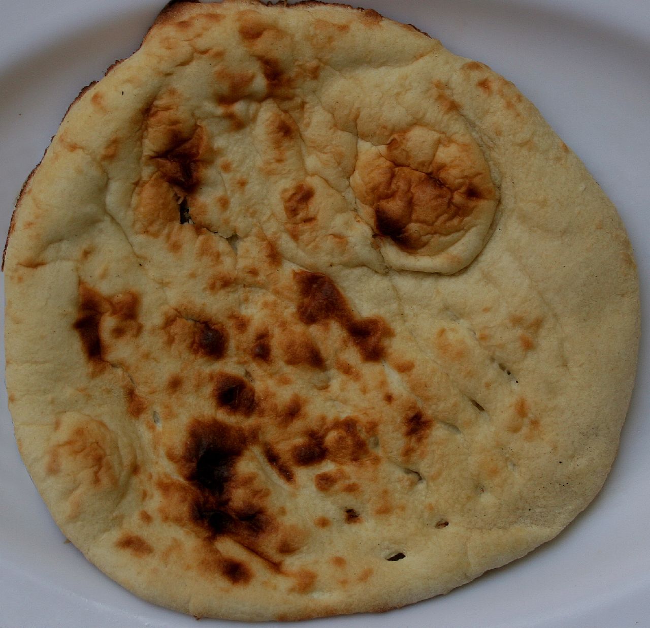 Food from all over the World: Naan or Hotel ki Roti