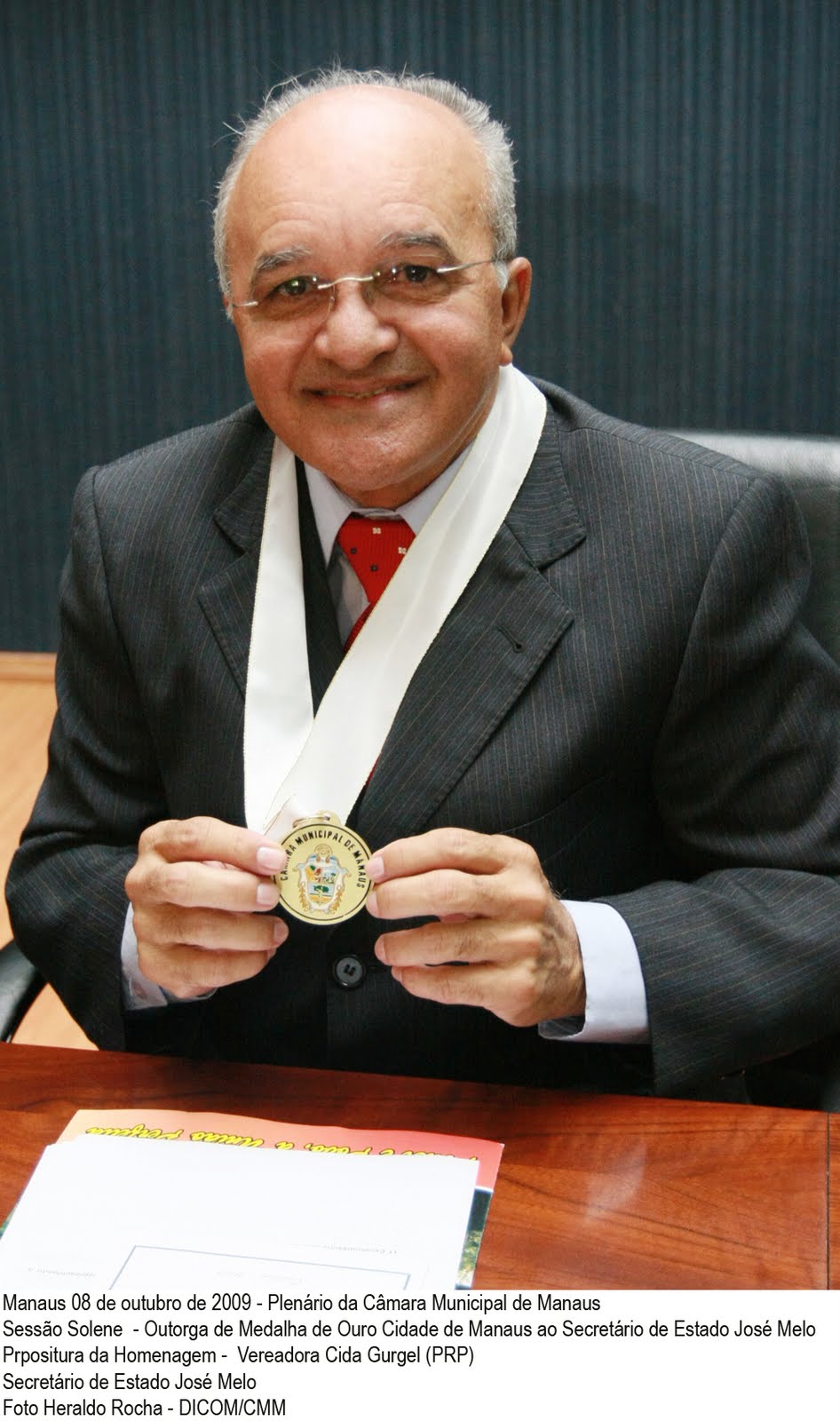 Antonio Zacarias: JOSÉ MELO PODE LEVAR UMA RASTEIRA, COMO A QUE LEVOU ...