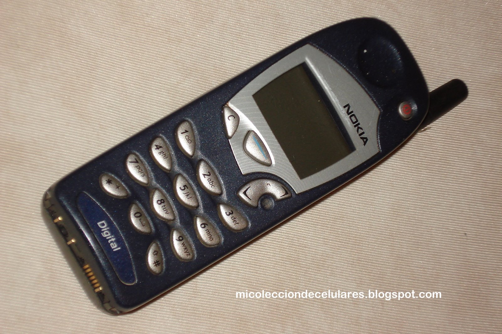 museo del celular: #180 Nokia 5165