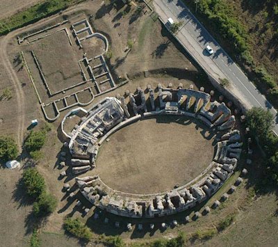 romanoimpero.com: AMITERNUM ( Abruzzo )