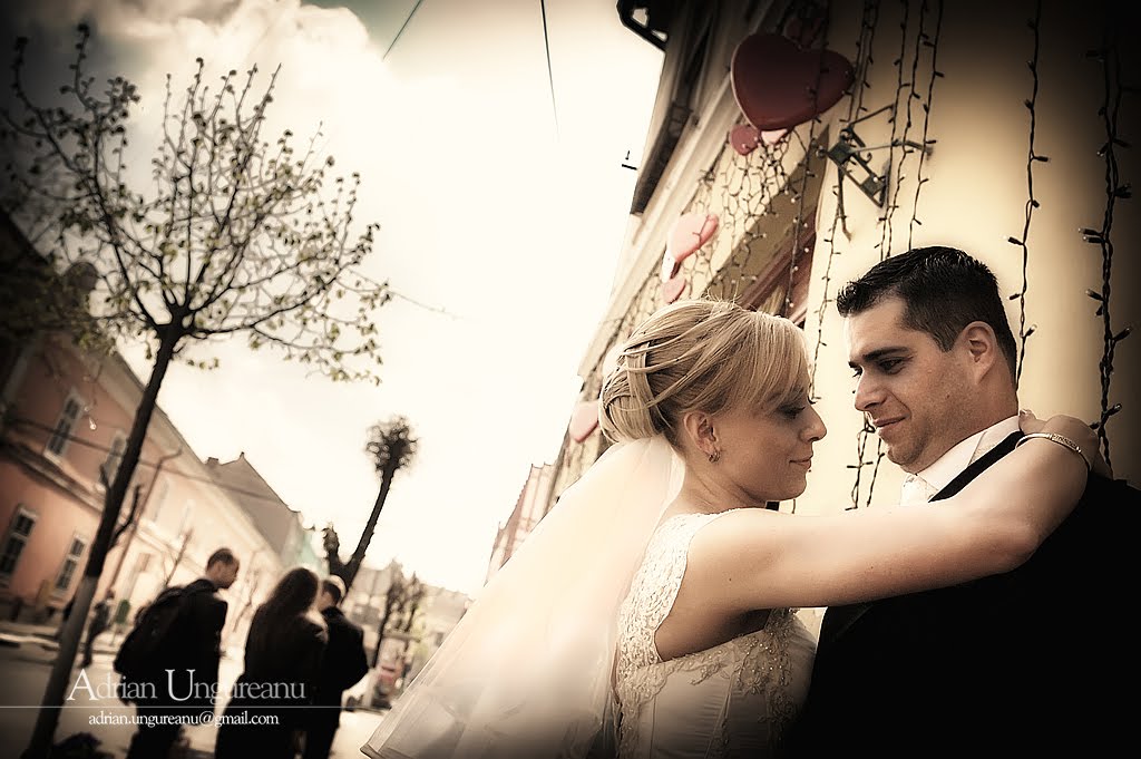 Adrian Ungureanu: Corina & Adam