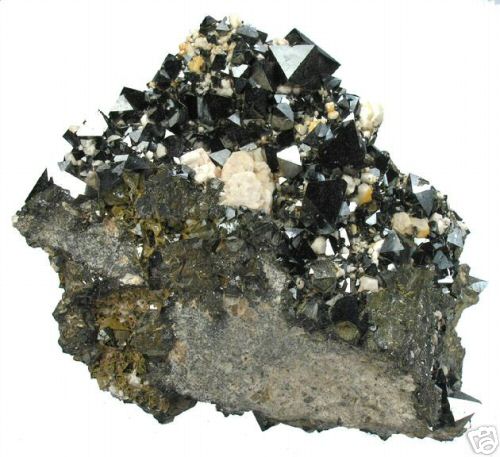 Mundo Mineral: Magnetita