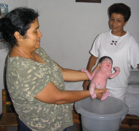 Crianza en Cancun: Angelina Martinez, partera tradicional