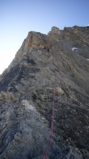 Voyages à la Verticale: Voie Cassin-Eperon Walker-Grandes Jorasses