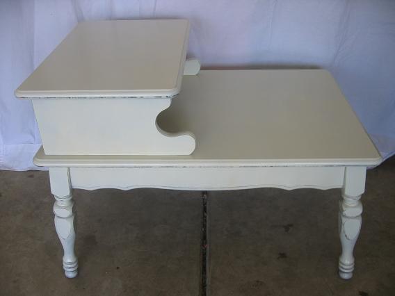 Lila's Pockets: Ivory End Table