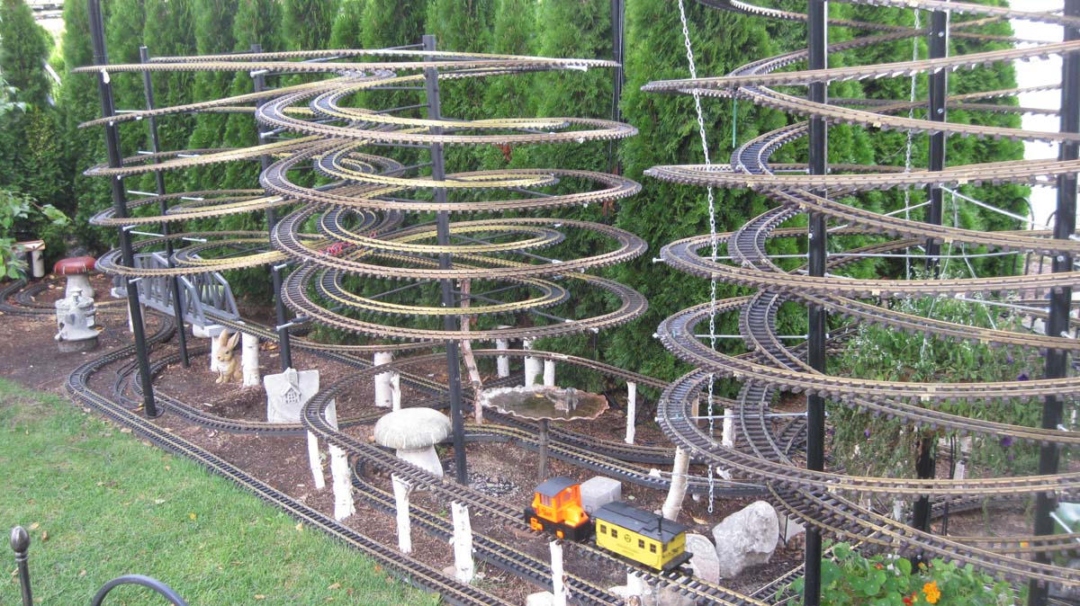 The Agatelady: Adventures and Events: Castle Farms -- Post 3