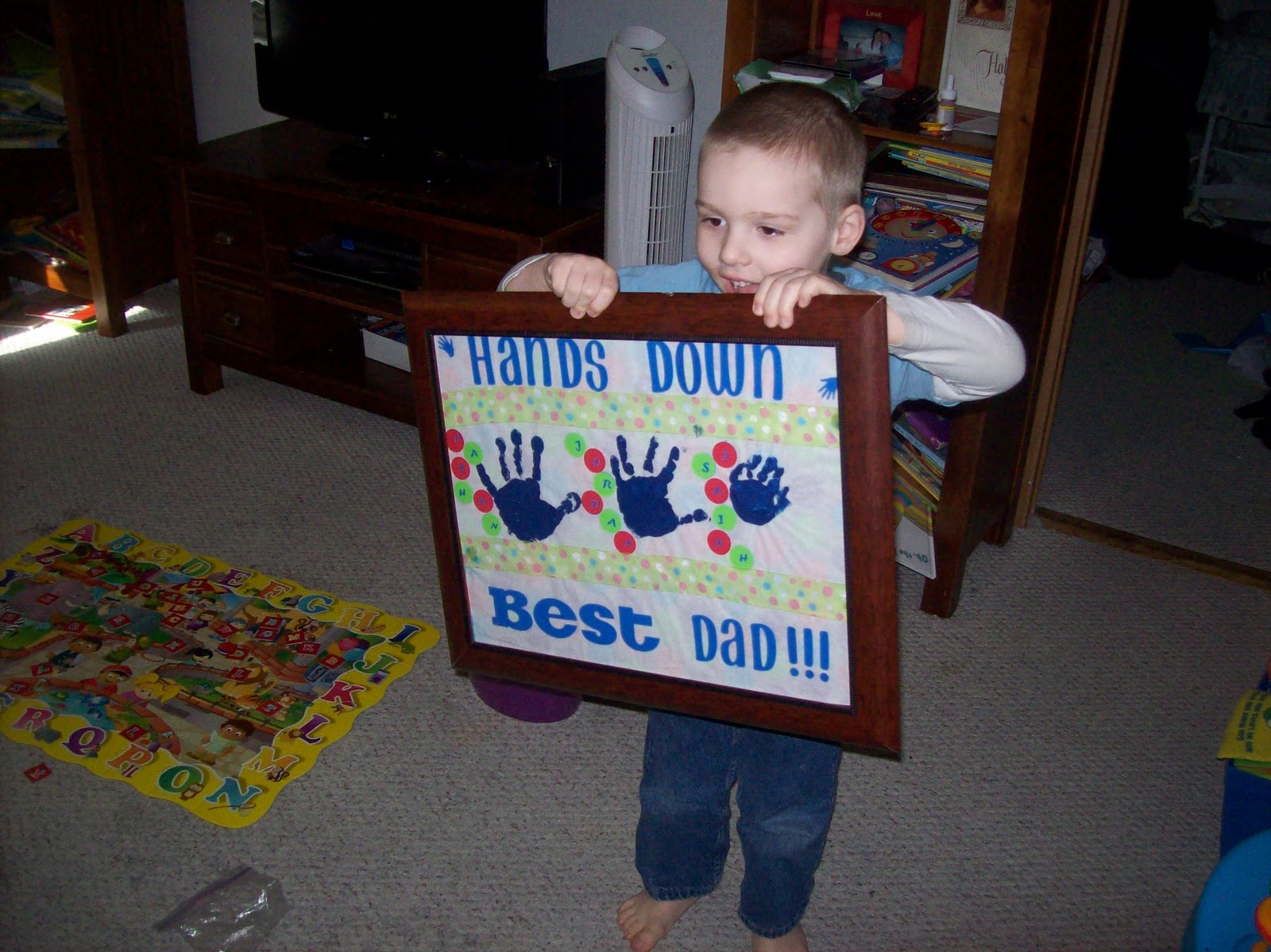 Chrystal's Corner: "Hands Down Best Dad" project