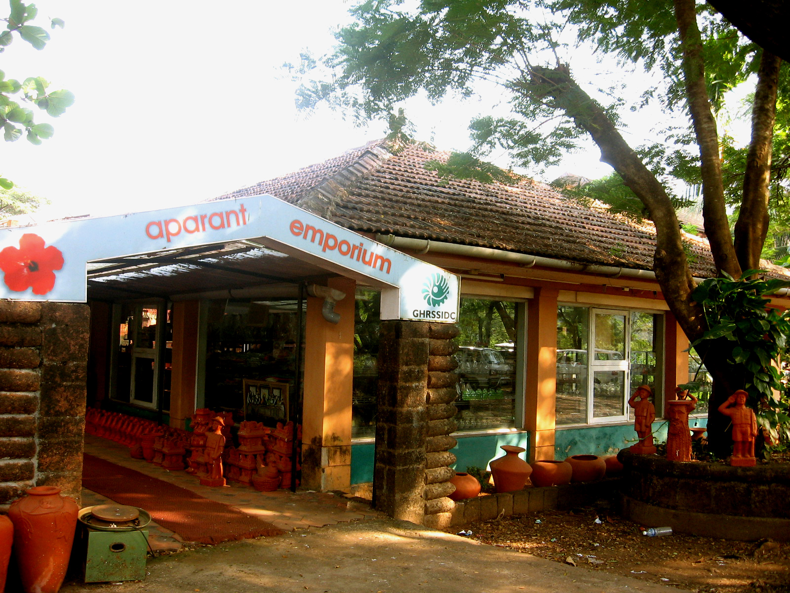 15 IMPORTANT TIPS WHILE SHOPPING IN GOA - ALWAYS KEEP IT HANDY ...