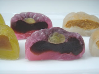 Yochana's Cake Delight! : Crystal Mochi Mooncakes