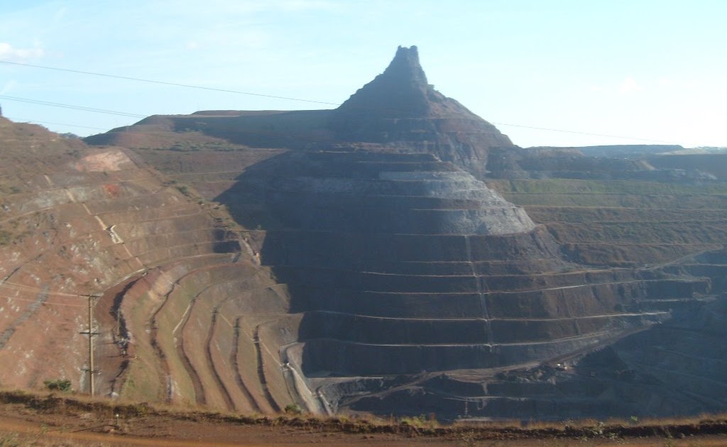 A INCLUSÃO DIGITAL NO CERRADO MINEIRO: "PICO DE ITABIRITO"
