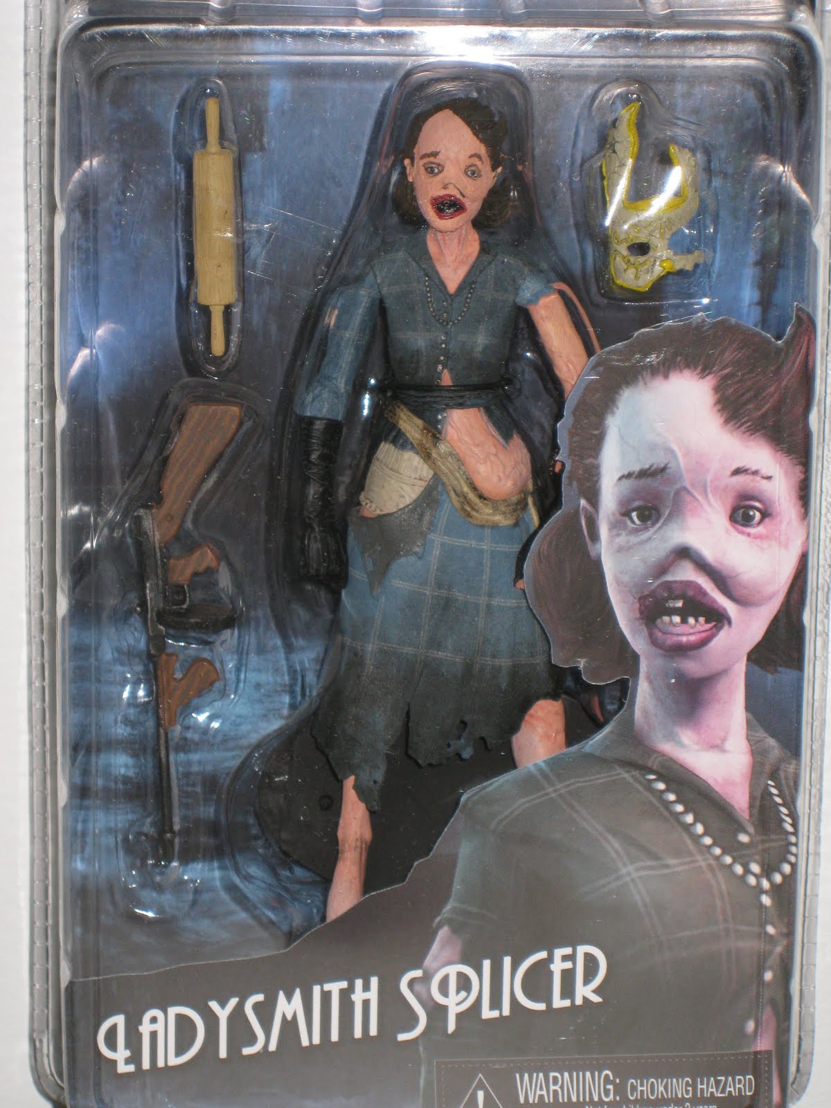 Go Figure (Toy Reviews): Bioshock 2: Ladysmith Splicer Figure Review