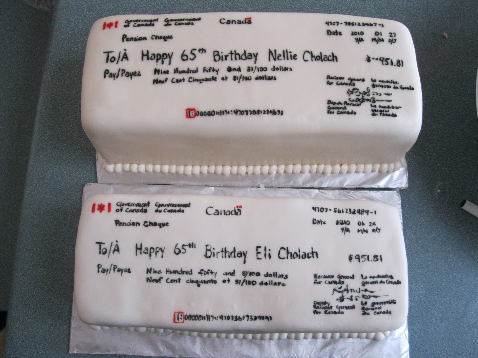 The Tasty Treats in Life: Fall 2010 Cakes