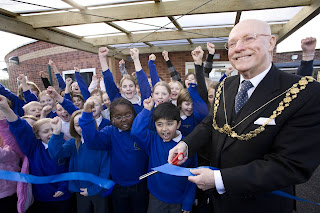 Henbury & Brentry Newsletter not e. Go to henburybrentrycommunity.o ...