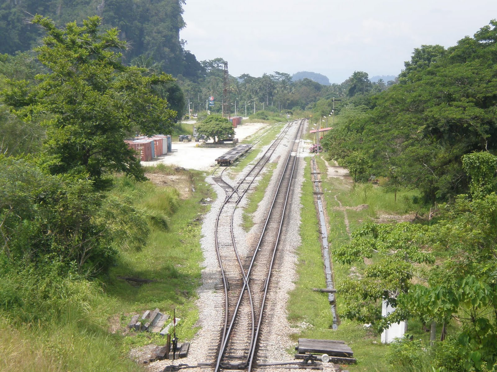 Midie Merapoh: Stesen Keretapi Kuala Lipis, Merapoh, Gua Musang