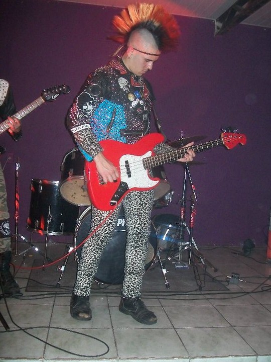 Punks 4 ever: GIG PUNK EM CANOAS - RS