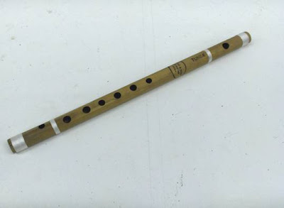 MUSICAL INSTRUMENTS: WIND INSTRUMENTS