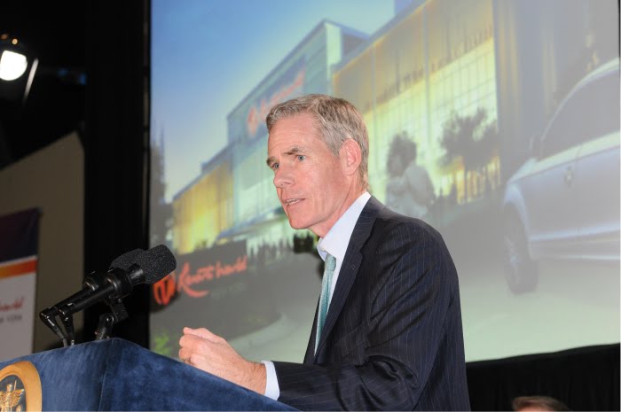 TurfPublicists: GOVERNOR PATERSON AND GENTING BREAK GROUND ON RESORTS ...