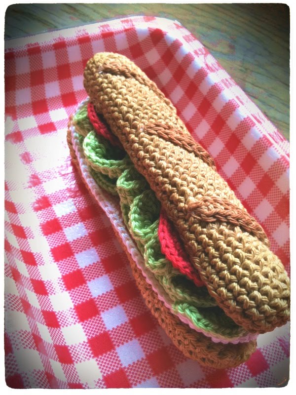 Isabelle Kessedjian: Sandwich au crochet.