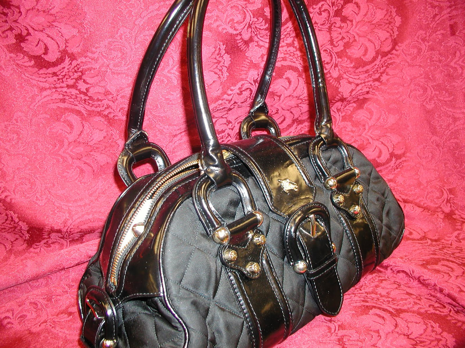 Uptown Consignment Handbags | semashow.com