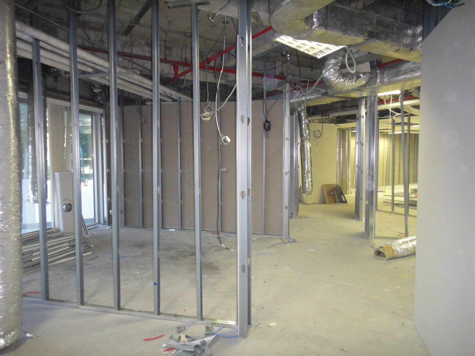 Emerson Taipei Office: 2010/12/9 輕隔間，水電，消防施工 | Wall Partition ...